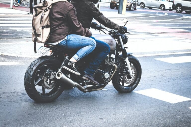 Best Motorcycle Riding Positions – Pros And Cons